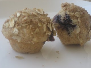 Blueberry Munchkin Muffins - Aggie's Kitchen